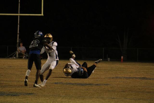 No. 10 Scots move to second round of playoffs after 42-35 win against ...