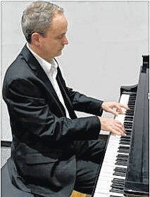 St. Andrews University professor to present original music at ...